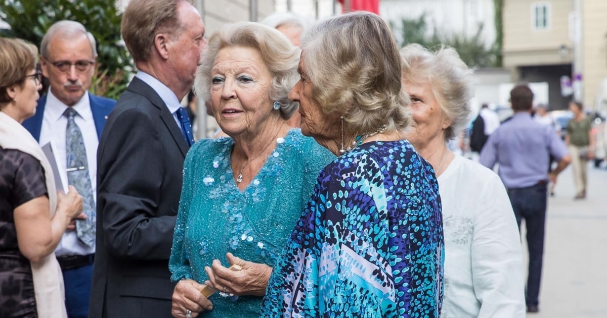 Crowning finale - Beatrix of the Netherlands ennobles the Jedermann ...