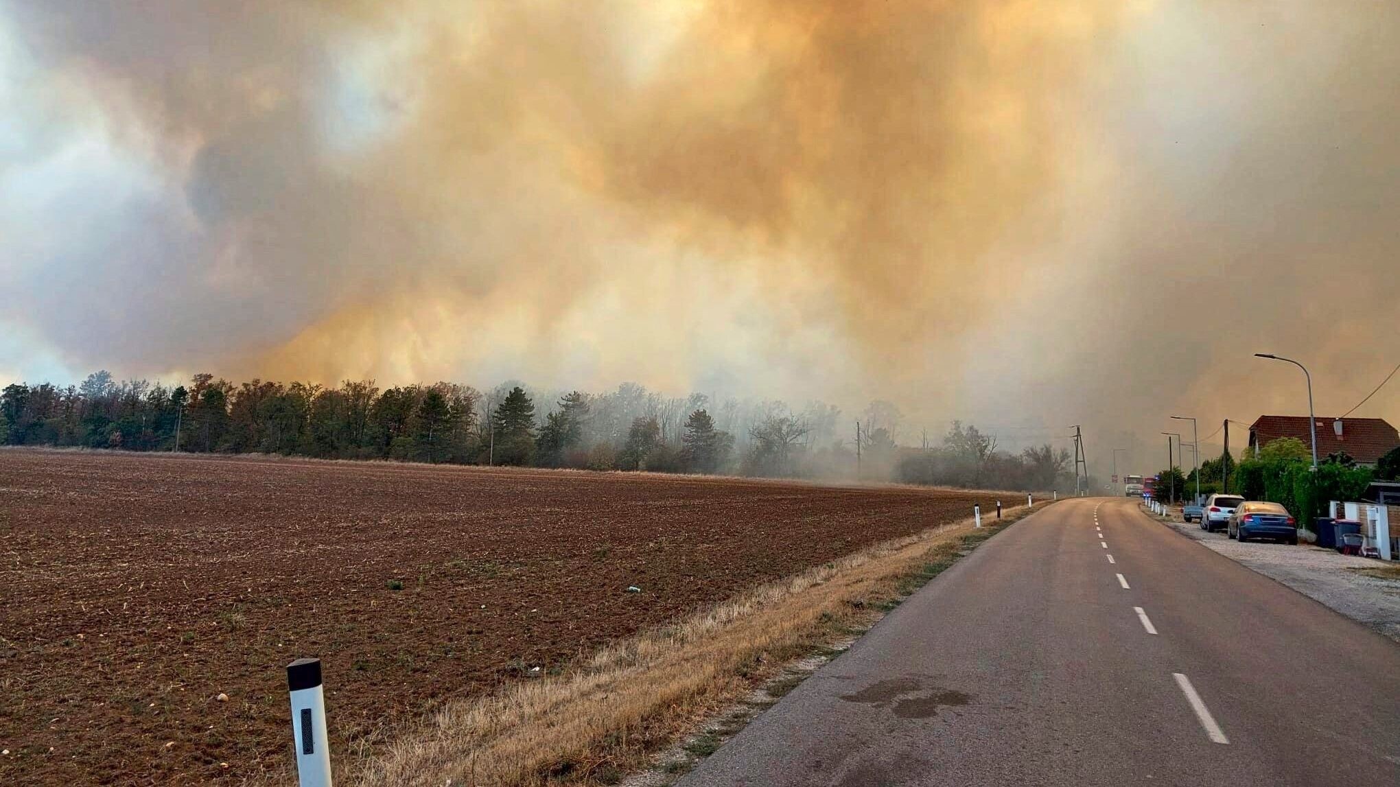 100 hectares affected - Forest fire in Lower Austria: numerous houses ...