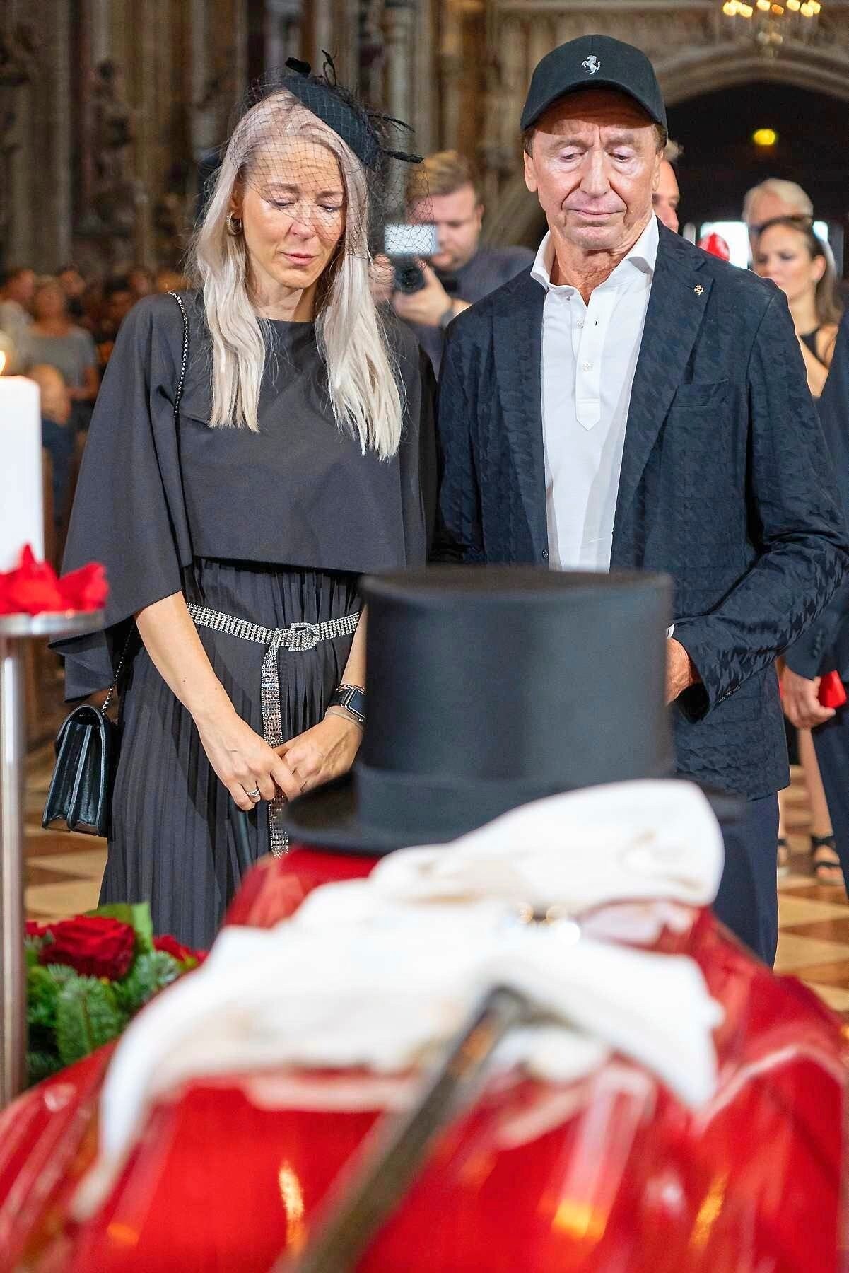 „Ein echter Wahnsinn!“ - Erster Lugner-Freund erhebt jetzt schwere ...