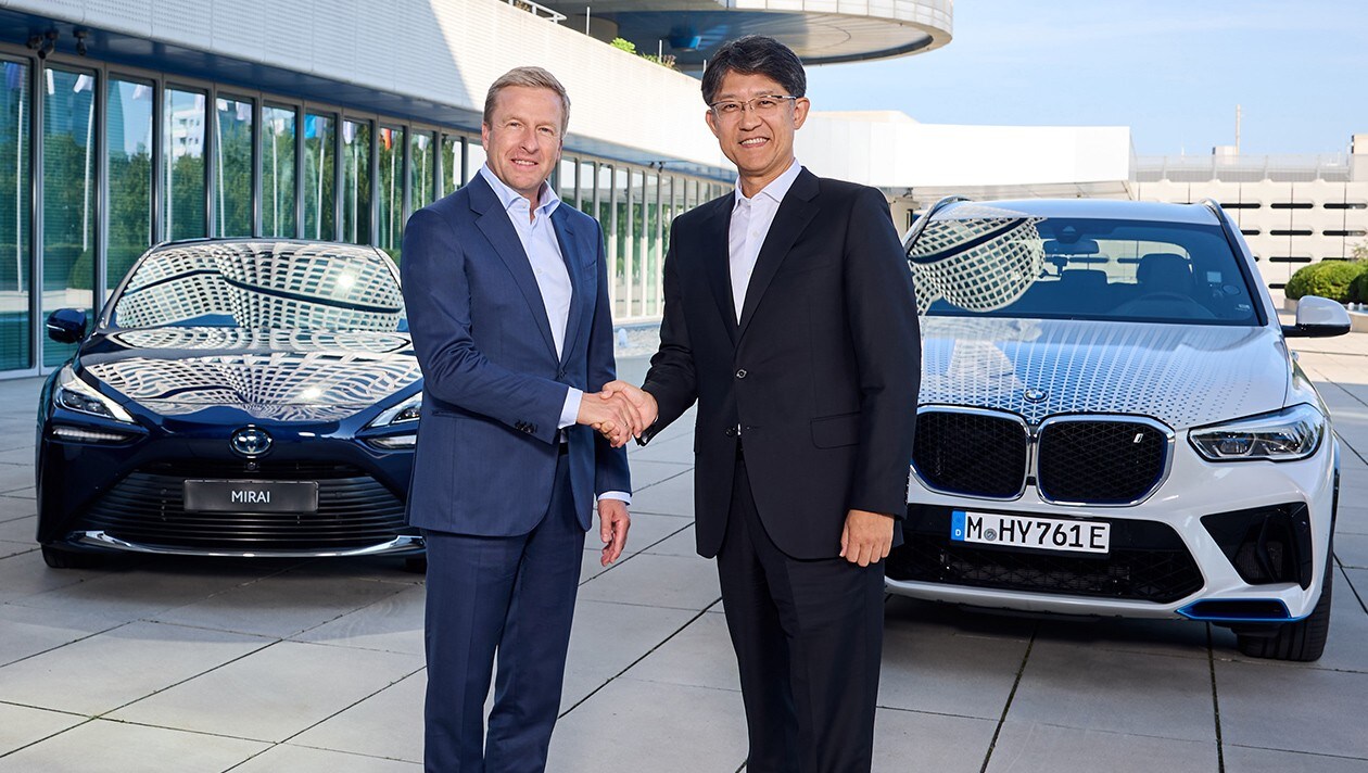 Launch date virtually fixed - BMW wants to build hydrogen car with ...