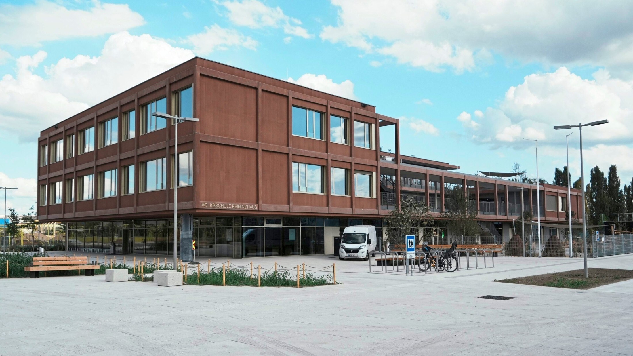 In Reininghaus - Graz: Eröffnung von neuem Gymnasium ist historisch ...