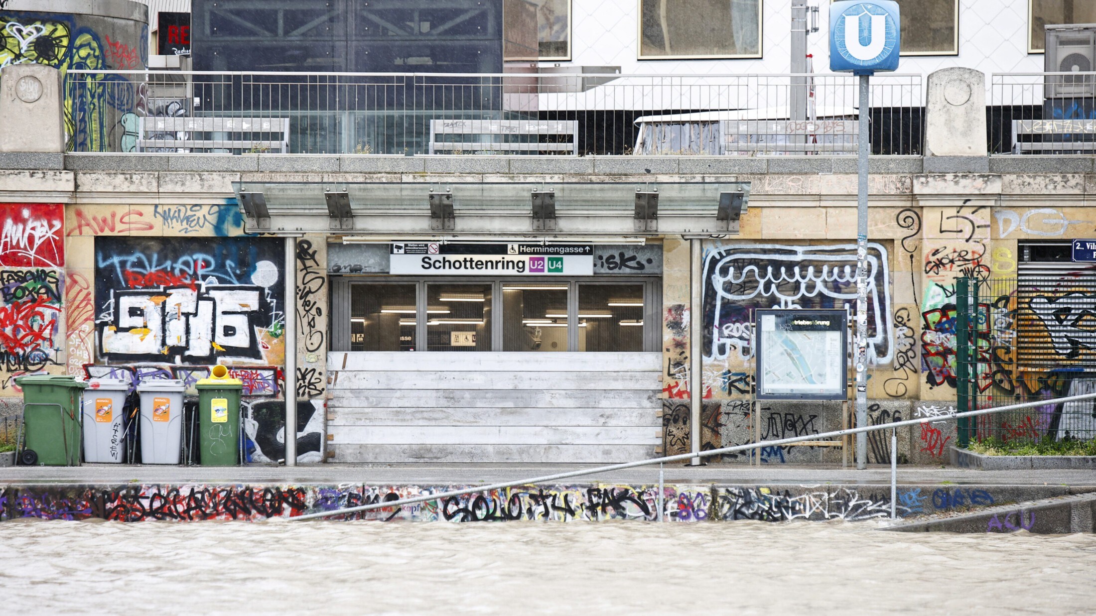 "Landfall" in the city - Dramatic pictures: Vienna in the grip of the ...