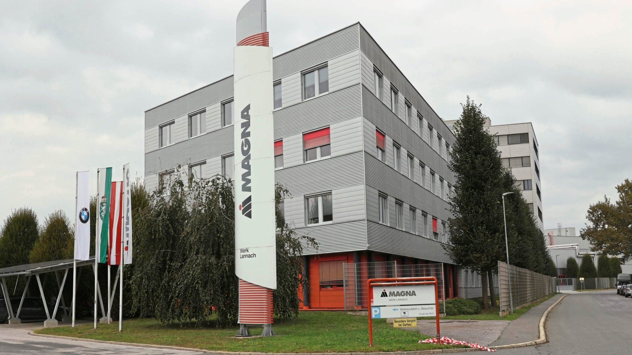 Davon 110 Angestellte - Magna Powertrain: 200 Mitarbeiter müssen gehen ...