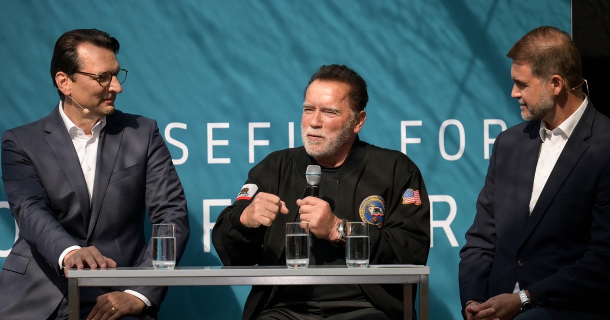 Superstar on a visit - Arnie: “Only my grandma in Steyr believed in me ...