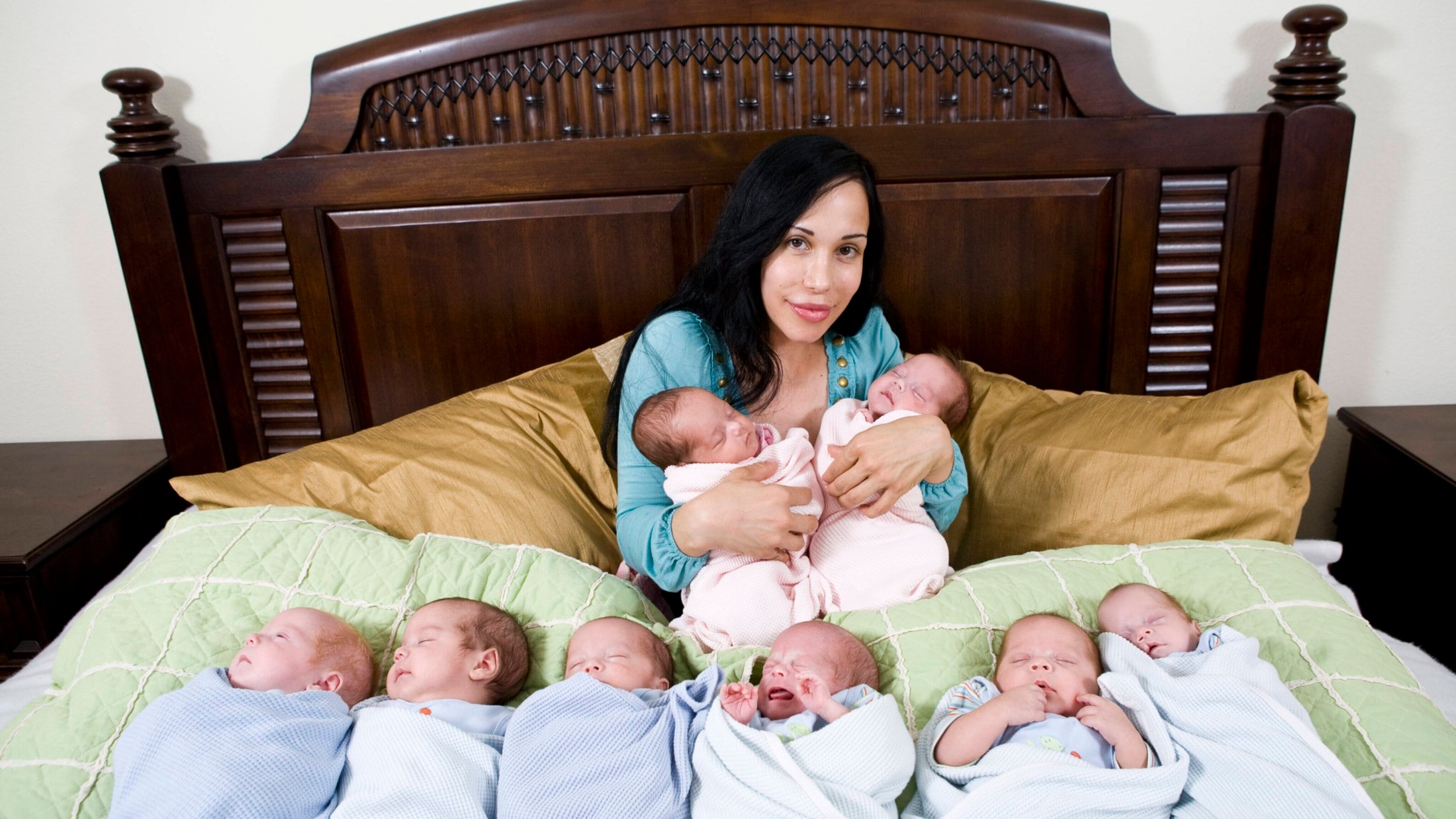 Baby news - “Octomom” Nadya Suleman has become a grandmother | krone.at