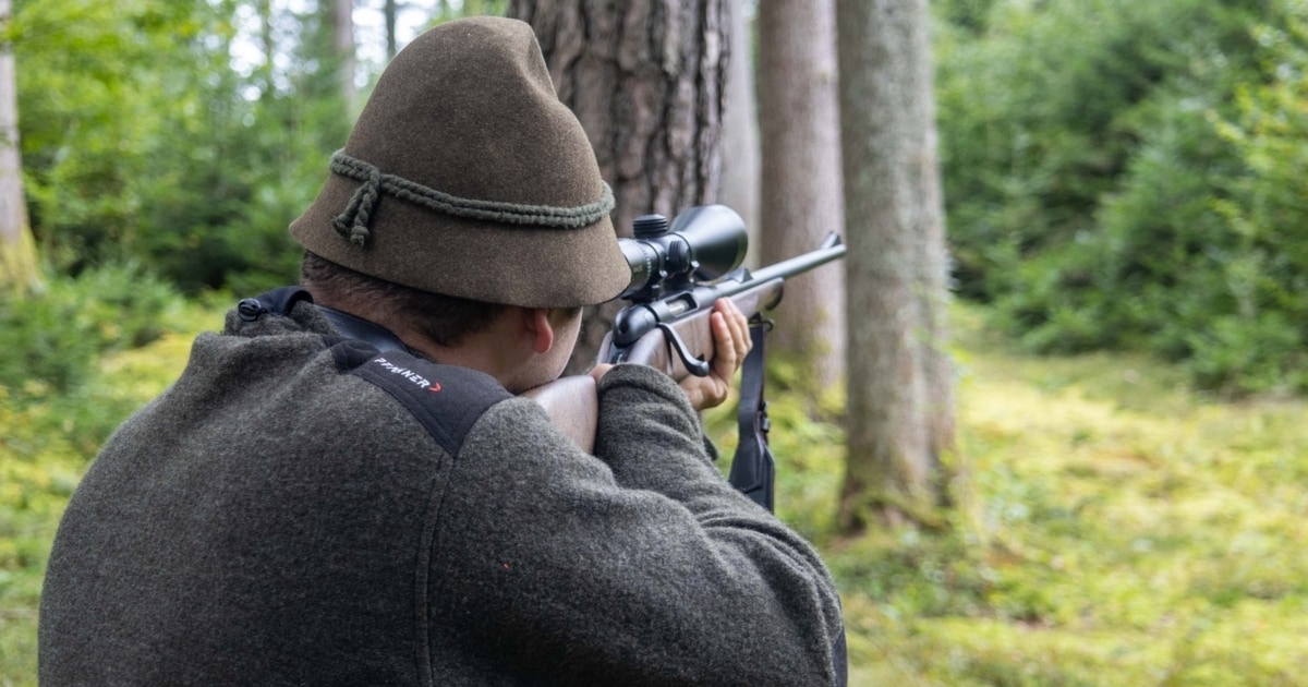 In fremdem Revier - Jäger überführten Vater und Sohn beim Wildern ...
