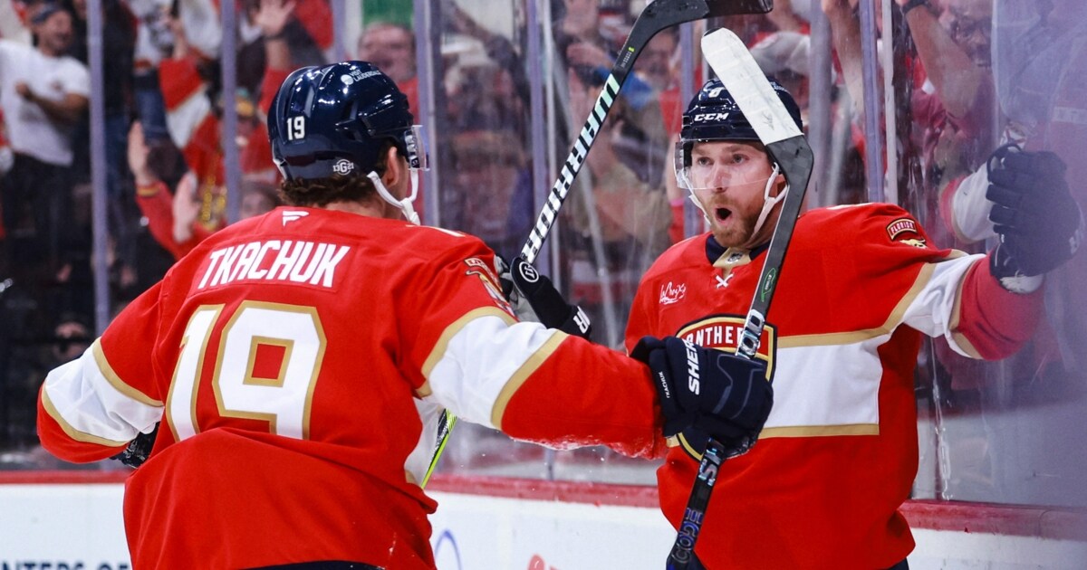 Perfect start - NHL defending champions Florida celebrate opening win ...