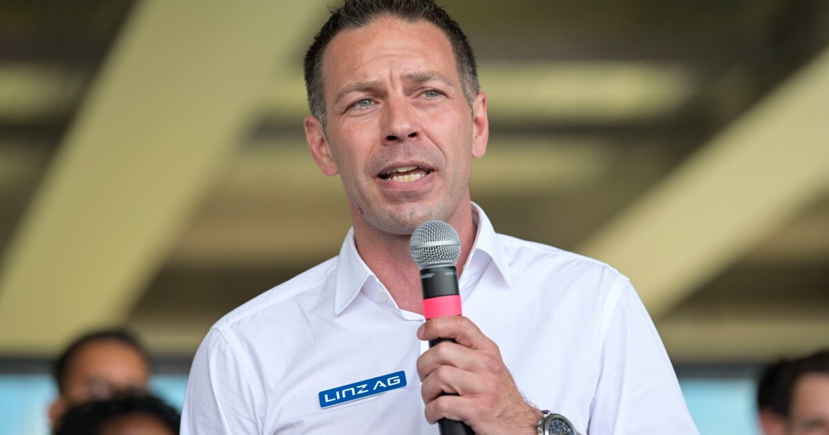 Erfolgsstory - Geschäftsführer Peschek verlängert bei BW Linz | krone.at