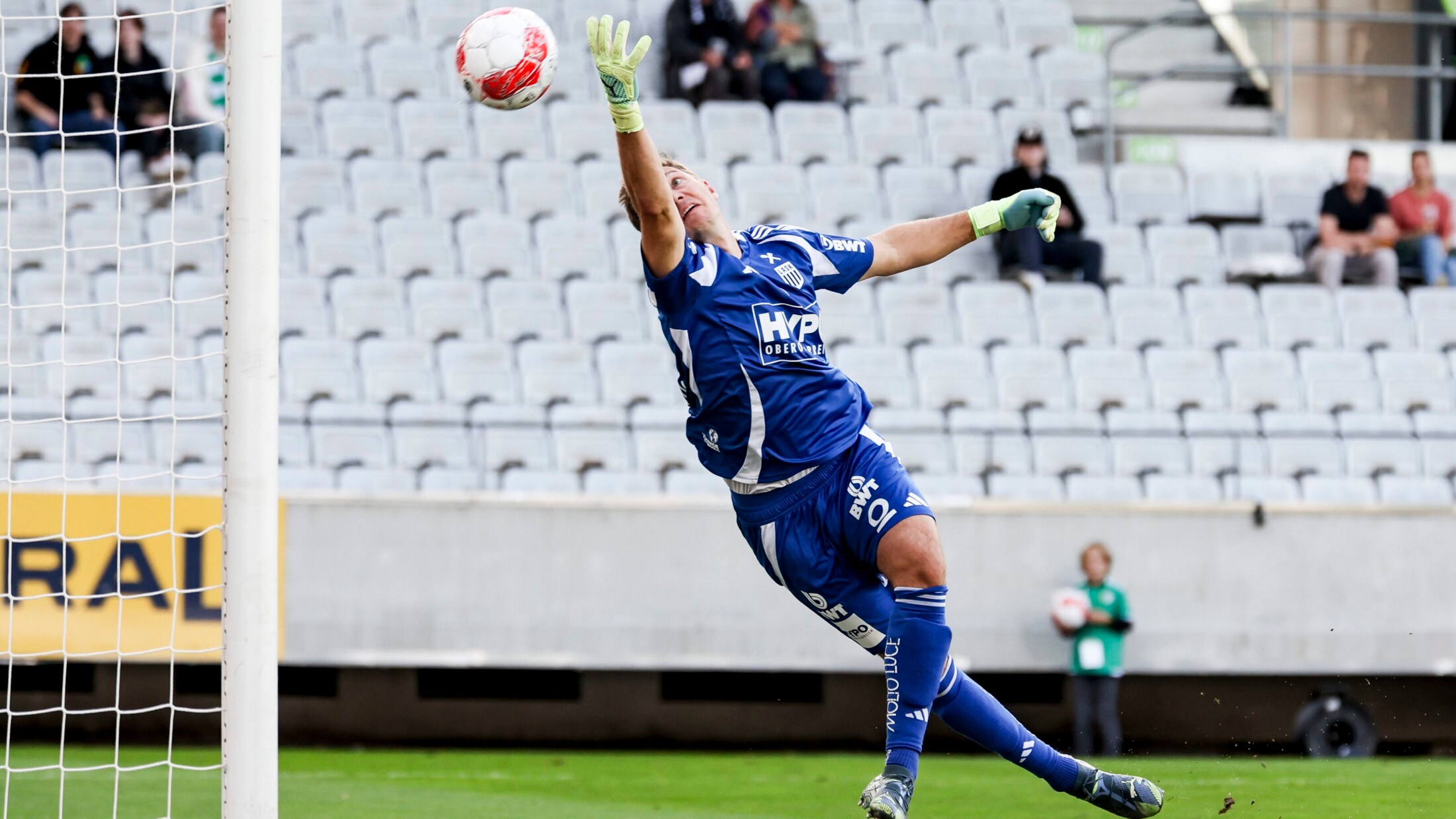 Tor des Jahres? - „Bist du deppert“ – Üstündag lässt alle staunen ...