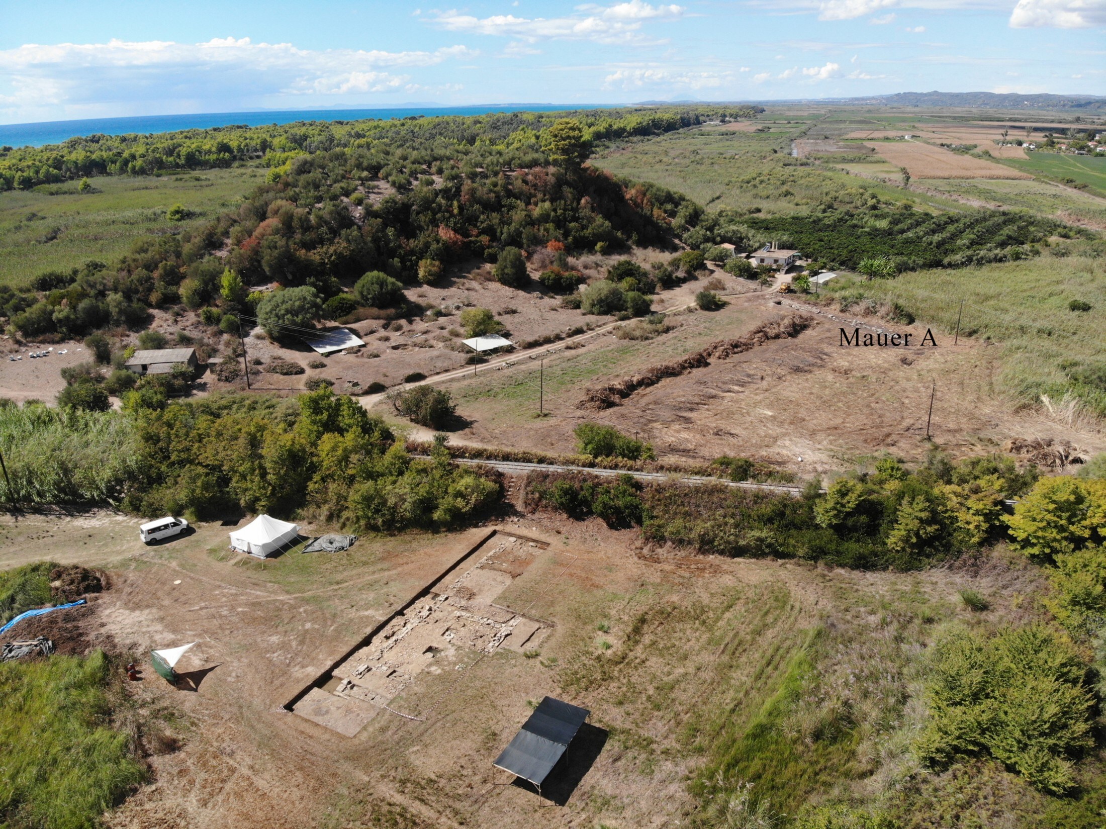 Success in Greece - Temple of Poseidon excavated by Austrians | krone.at