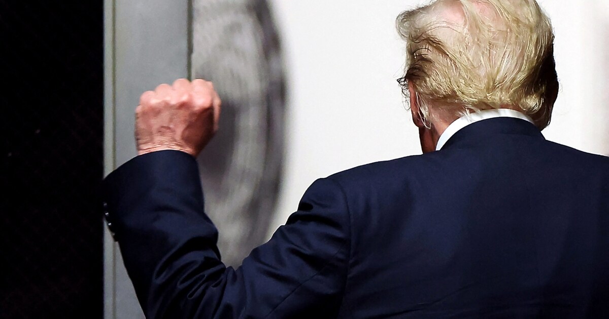 Zumindest für 4 Jahre - Trump entgeht mit Comeback seinen ...