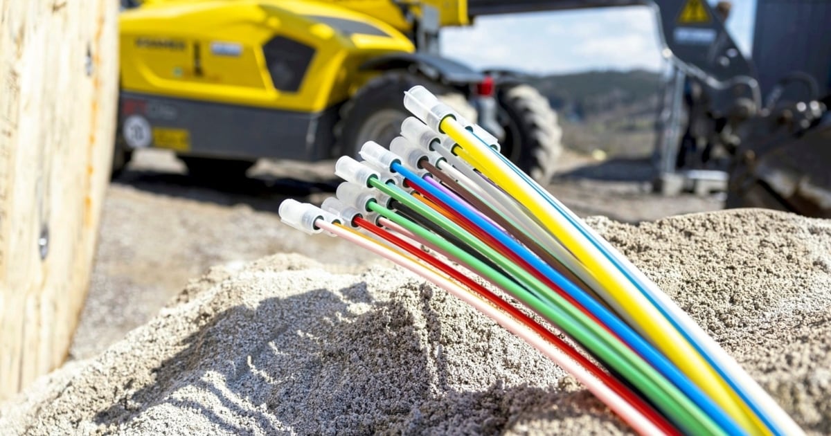 Not just delays - Chaos in the expansion of the Hollabrunn fiber optic ...