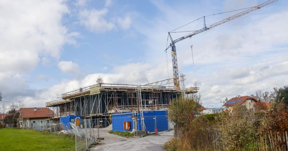 After construction company bankruptcy - “Will come out of this without ...