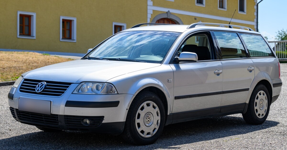 VW von 17-Jährigem - Erstes Raser-Auto um 2000 Euro zwangsversteigert ...