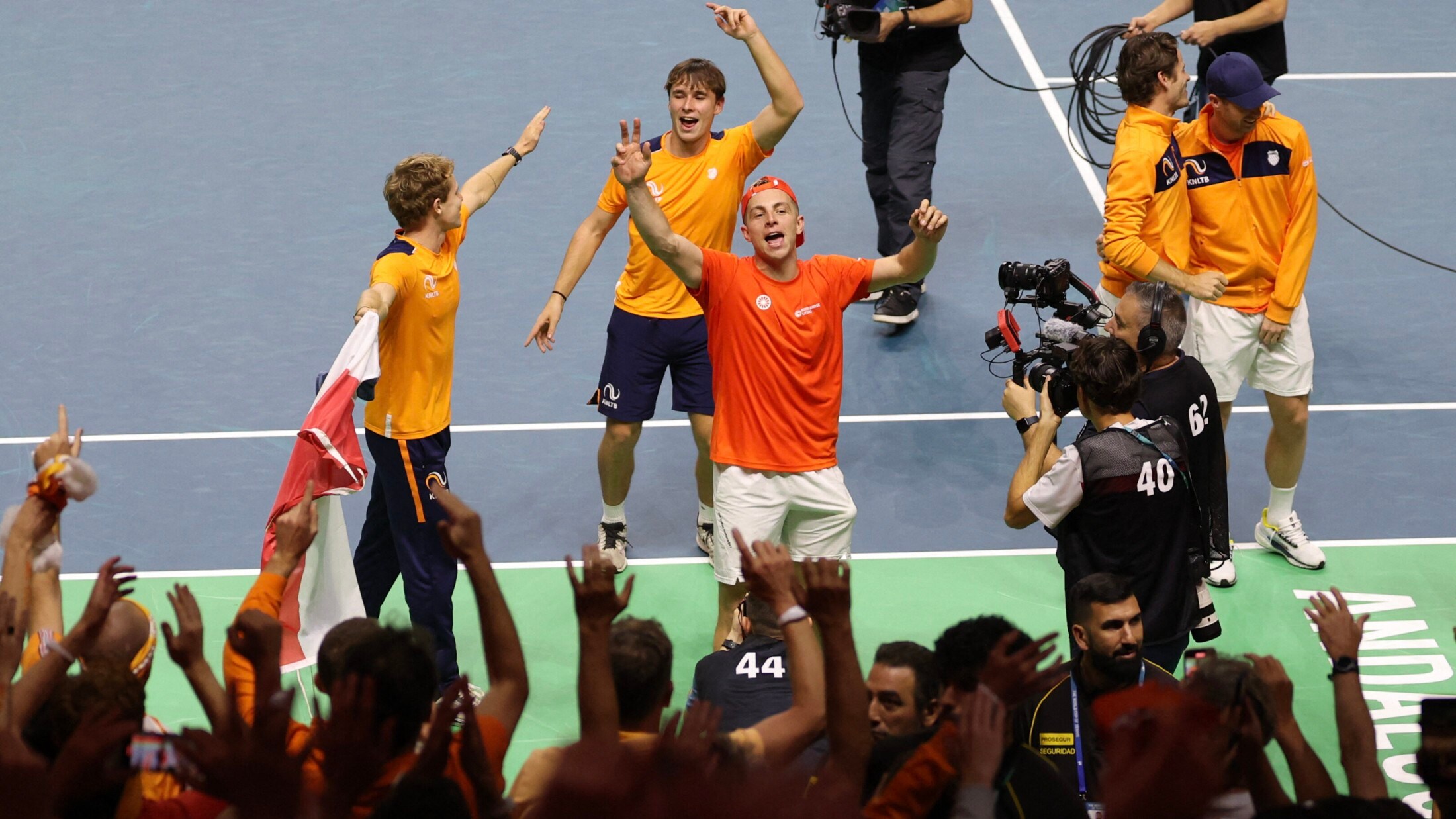 Sieg über Deutschland - Niederlande sind erster Davis-Cup-Finalist ...