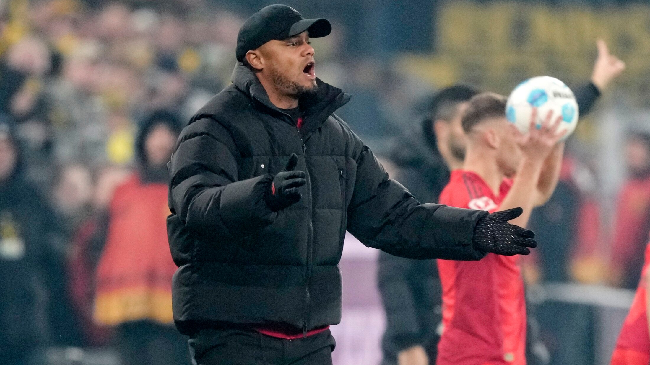 Deutsche Bundesliga - Bayern rettet Punkt im Klassiker gegen Dortmund ...