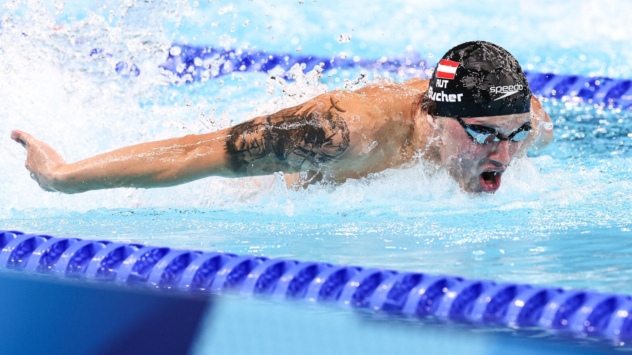 In 50,88 Sekunden - Simon Bucher über 100 m Delfin im WM-Finale | krone.at