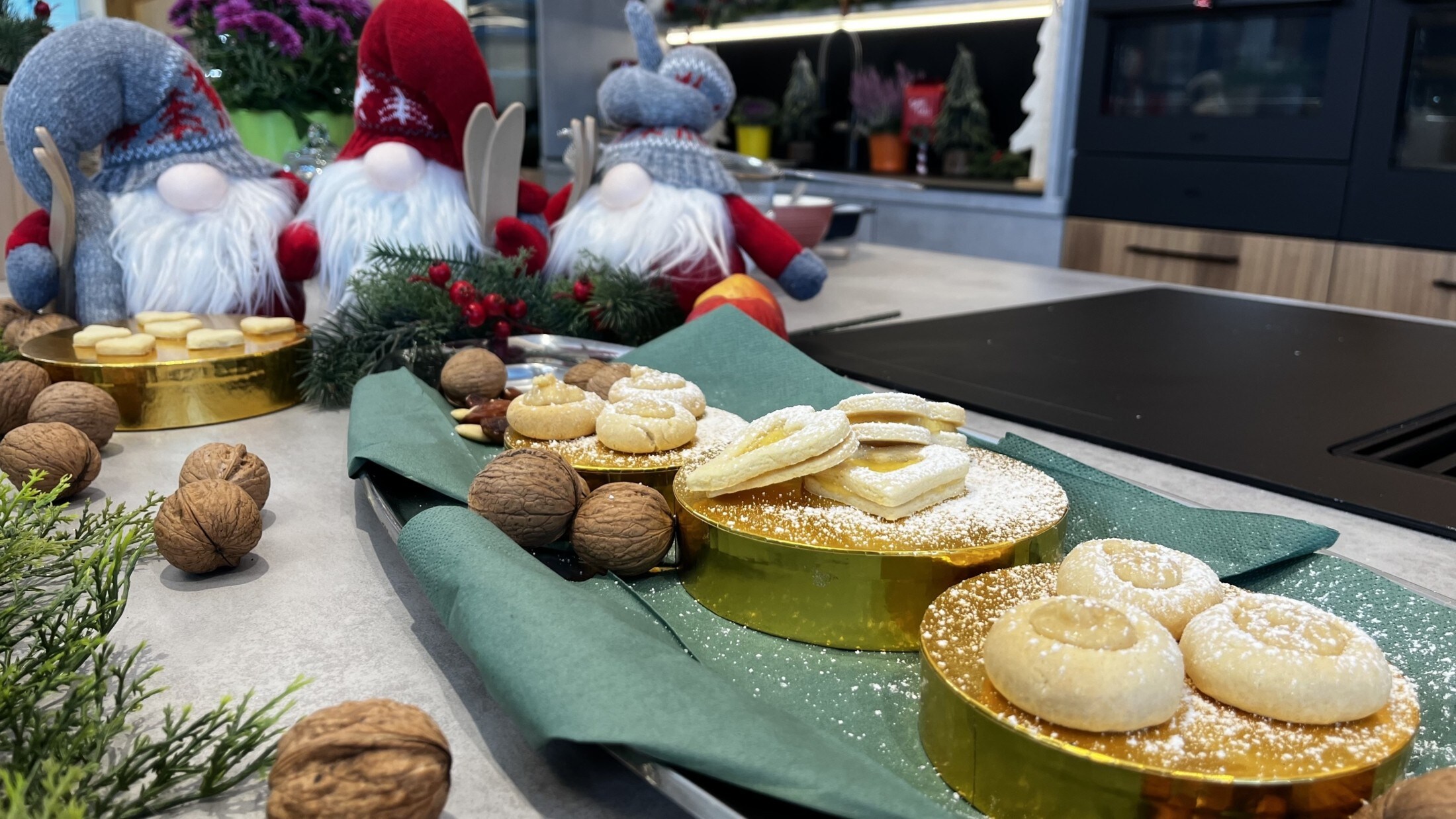 Recipe of the week - Eggnog cookies and sweet angel eyes | krone.at
