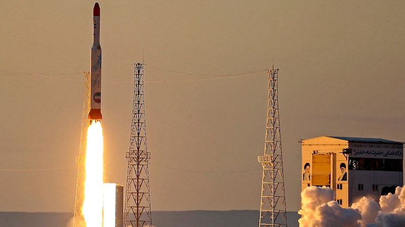 Mullah regime rejoices: - Military satellite successfully launched into ...