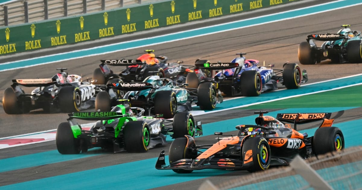 F1 finale in Abu Dhabi - Max Verstappen receives penalty after crash at ...