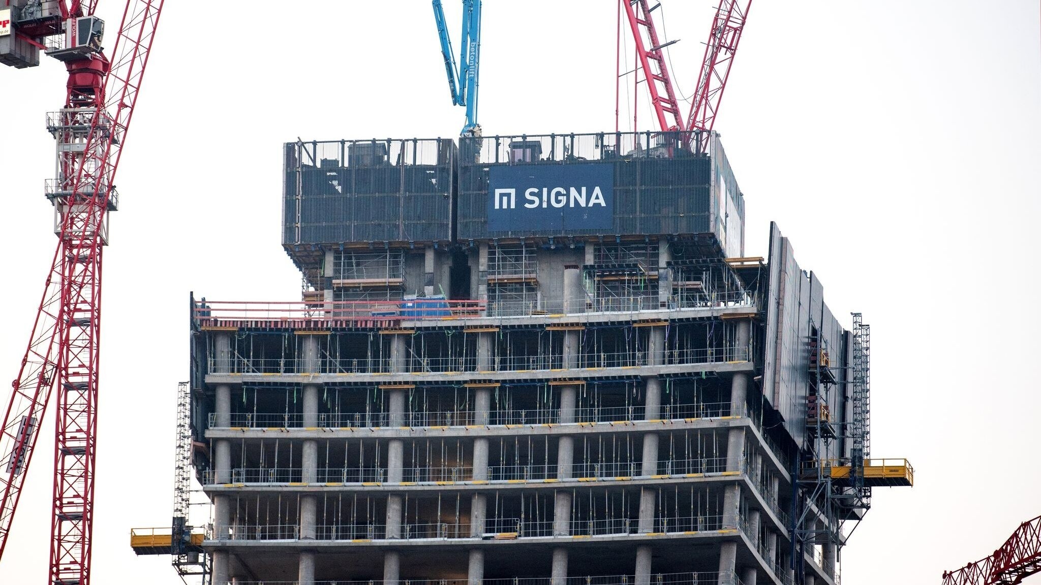 Completion planned - Signa: Hamburg construction company takes over ...