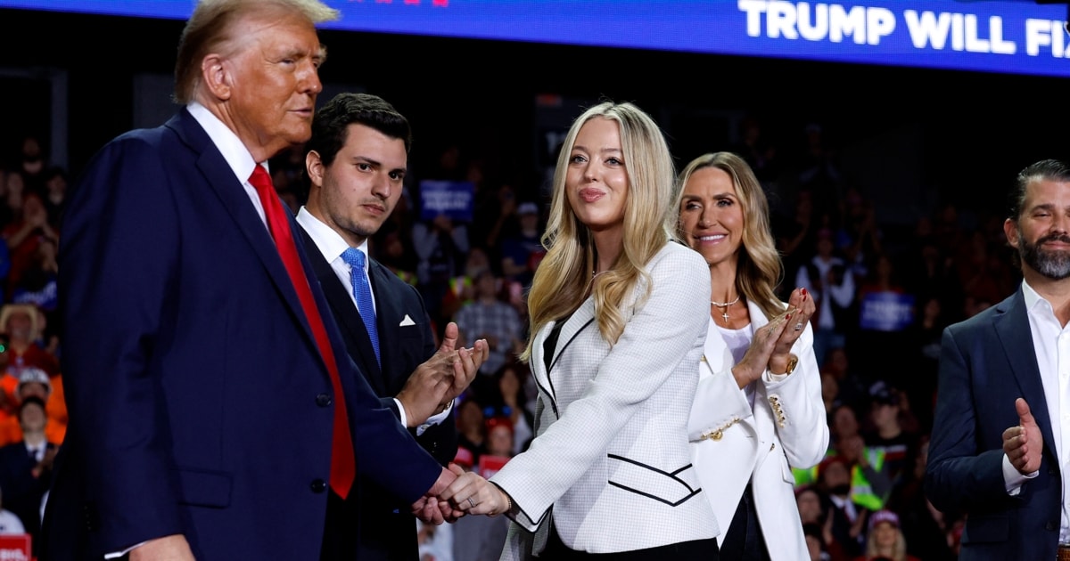 Mit Urlaubsfoto - Tiffany Trump bestätigt Schwangerschaft offiziell ...