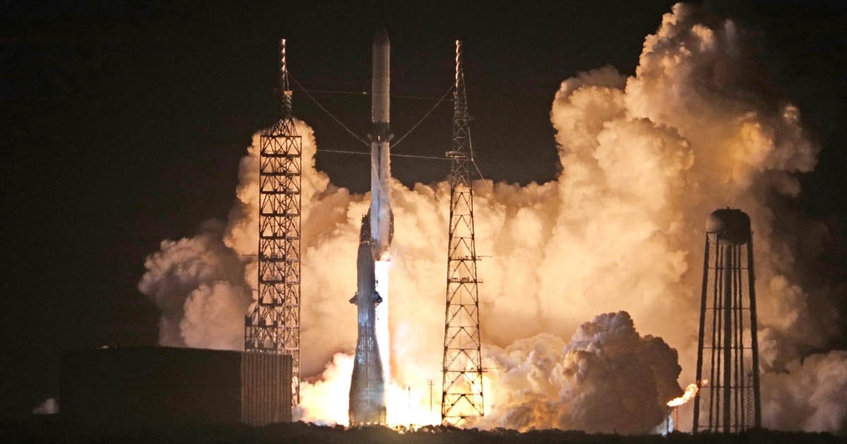 Competition for Musk - Jeff Bezos’ “New Glenn” rocket lifted off in ...