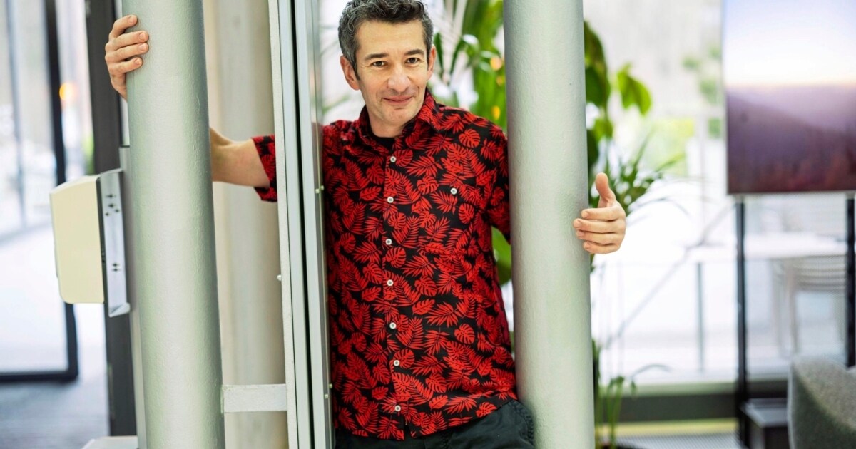 Dr. Omar Sarsam - „Das Kabarett ist mir einfach so passiert.“ | krone.at