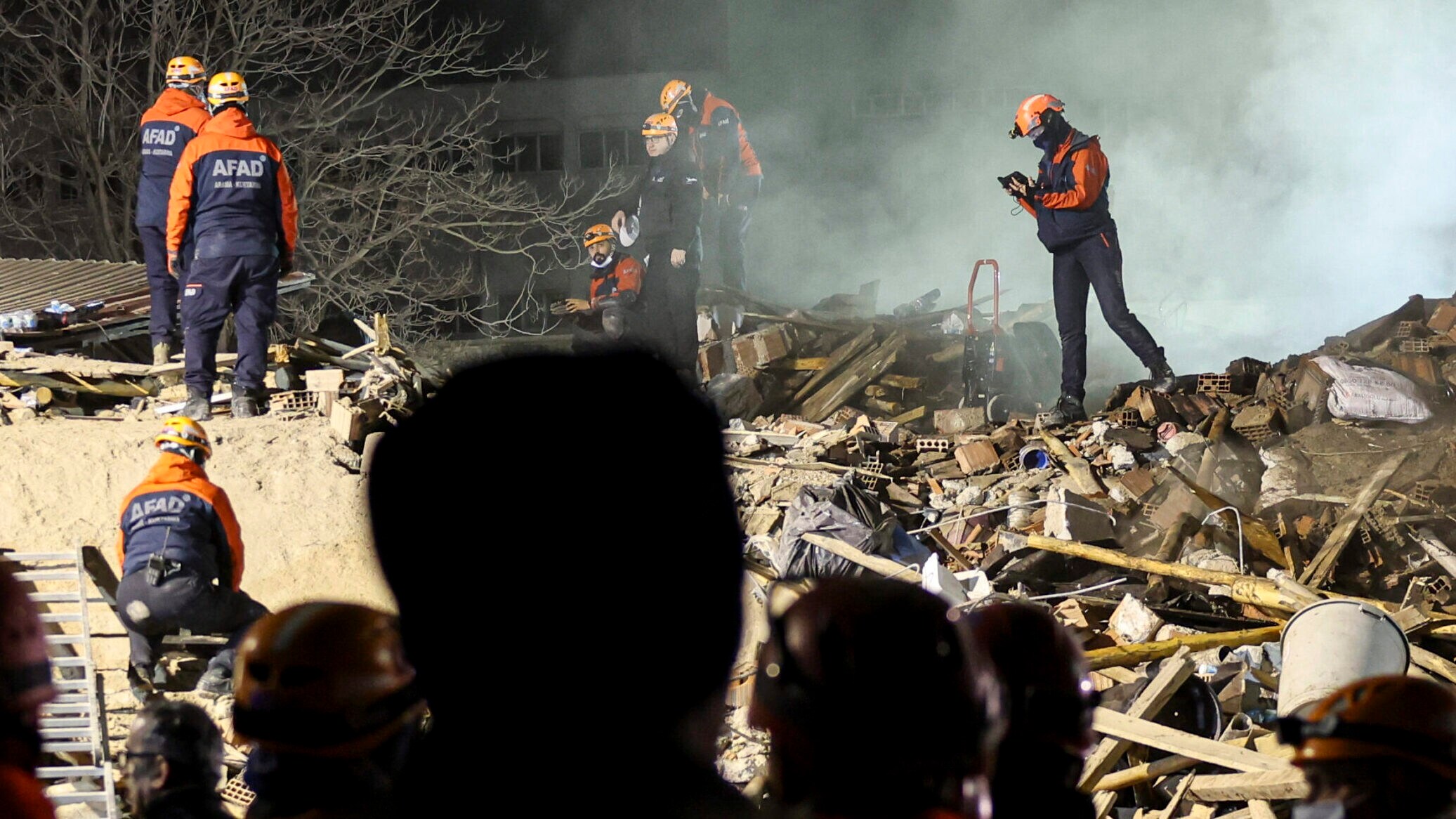 Owner arrested - Residential building in Turkey collapses – two dead ...