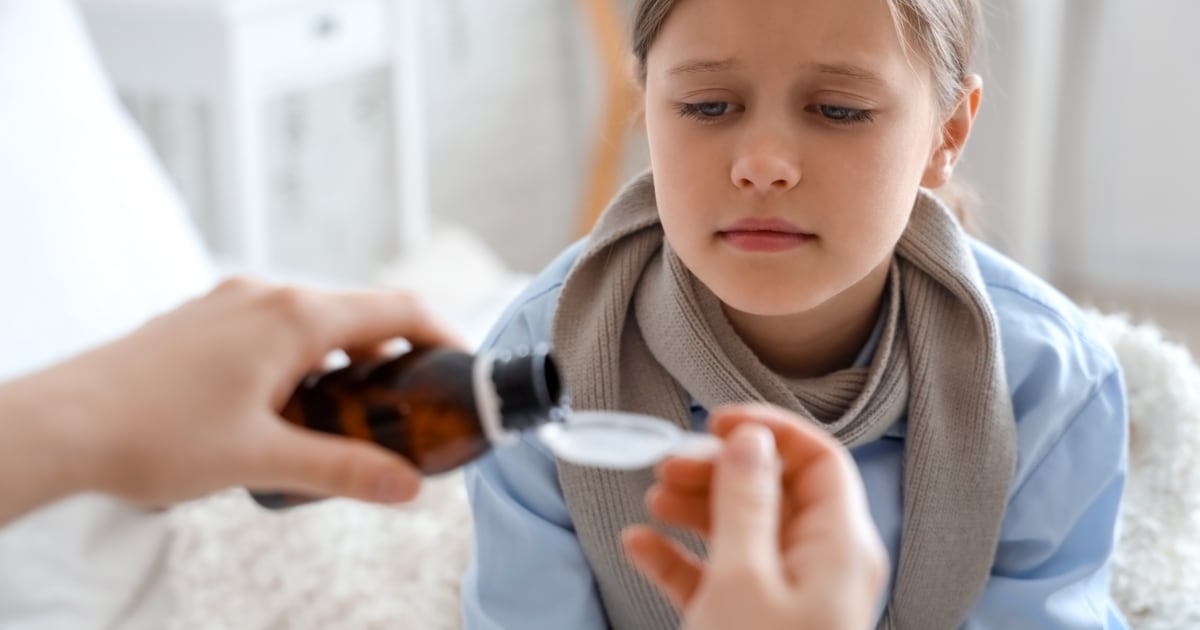 Arzt klärt auf - Hustensaft, Nureflex, Globuli: Was dem Kind hilft ...