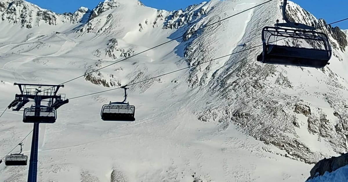 Schwer verletzt - Bub verlor nach Kollision auf Skipiste Bewusstsein ...