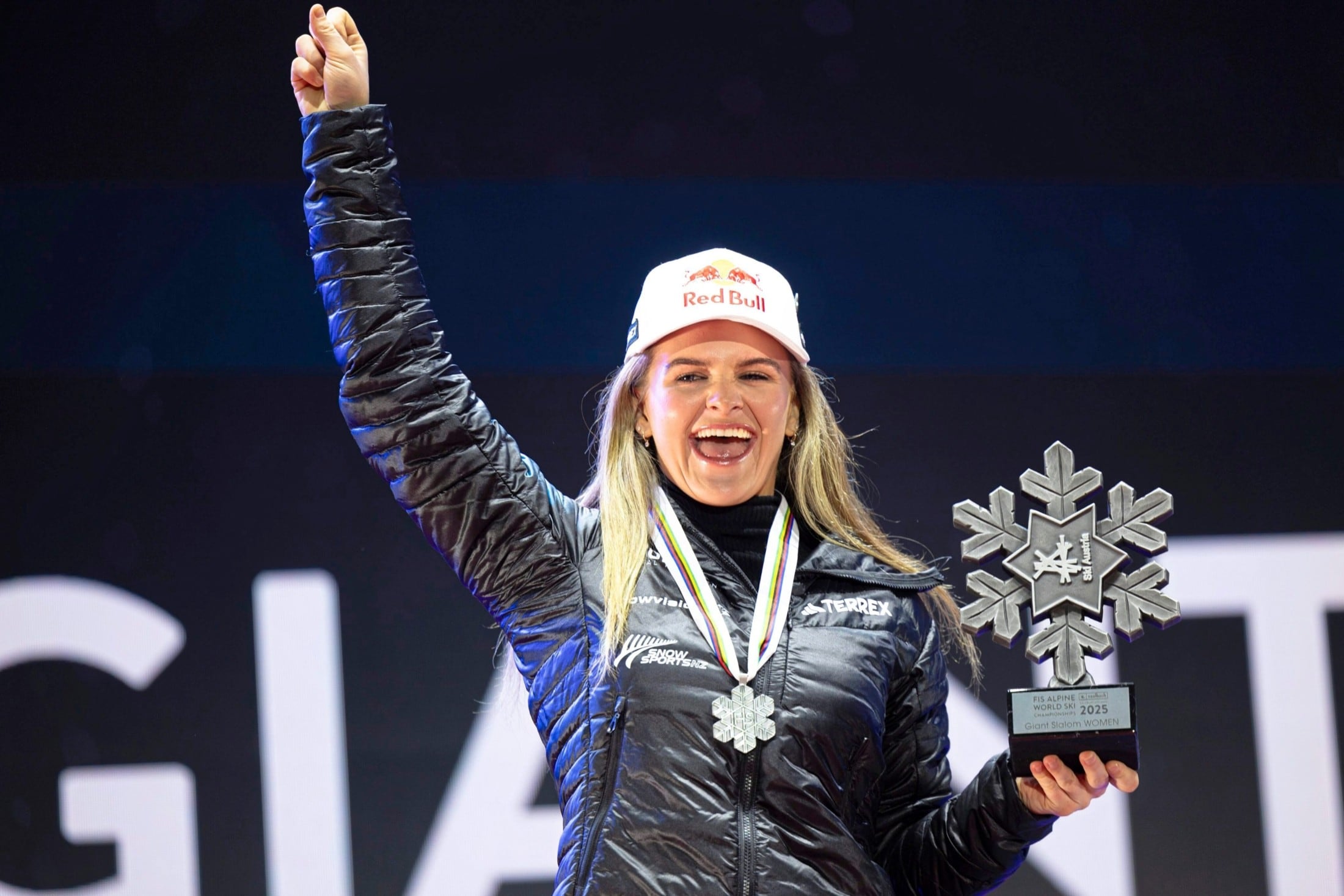 Das gab‘s noch nie! - „Skiwi“ schreibt bei WM in Saalbach Geschichte ...