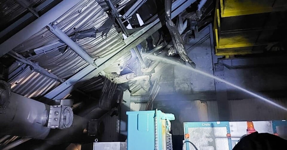 Hole in protective shell - Explosion at the former Chernobyl nuclear ...