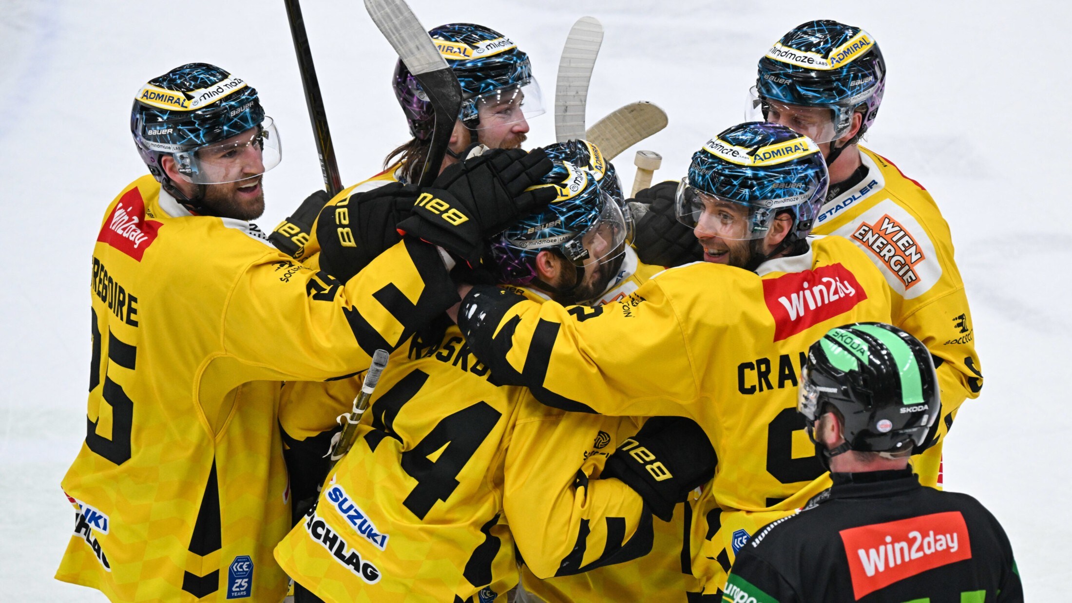 Eishockey-Liga - Caps sichern sich Aufstieg in vorletzter Sekunde ...
