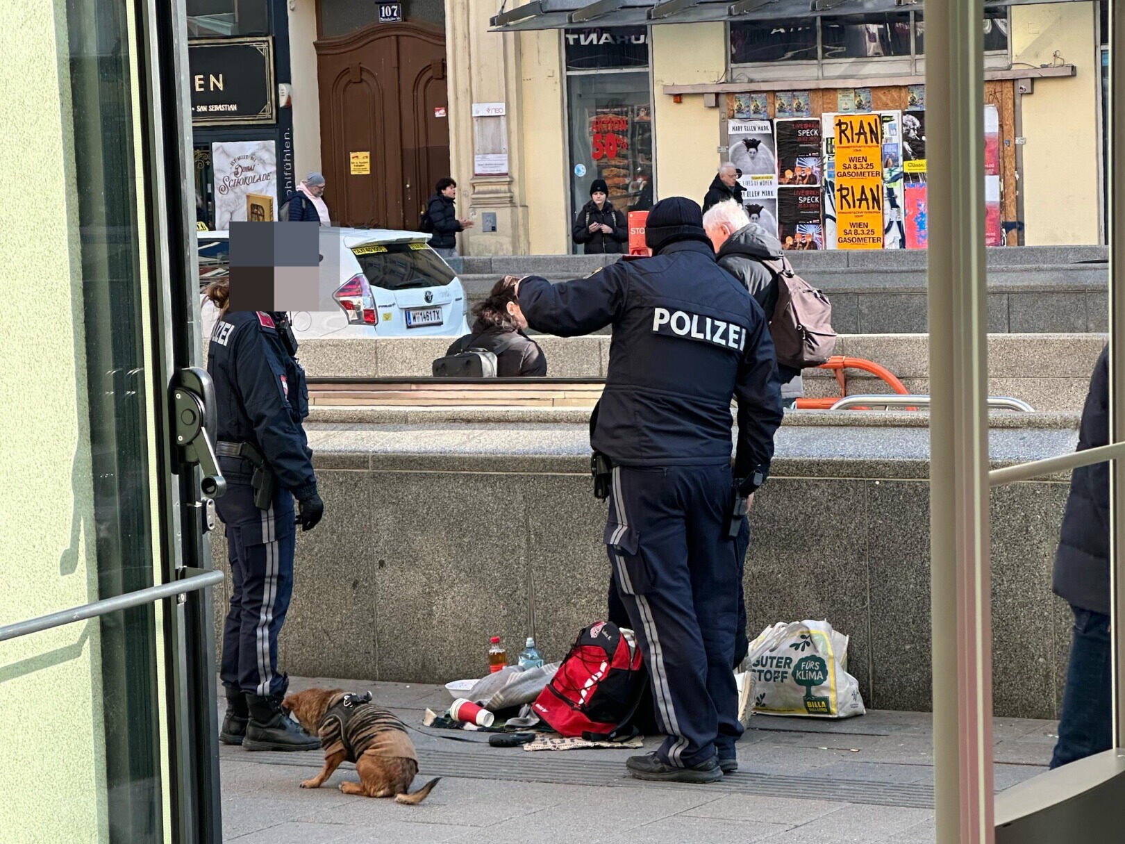Readers appalled - Excitement: beggars rely on the dog pity effect ...