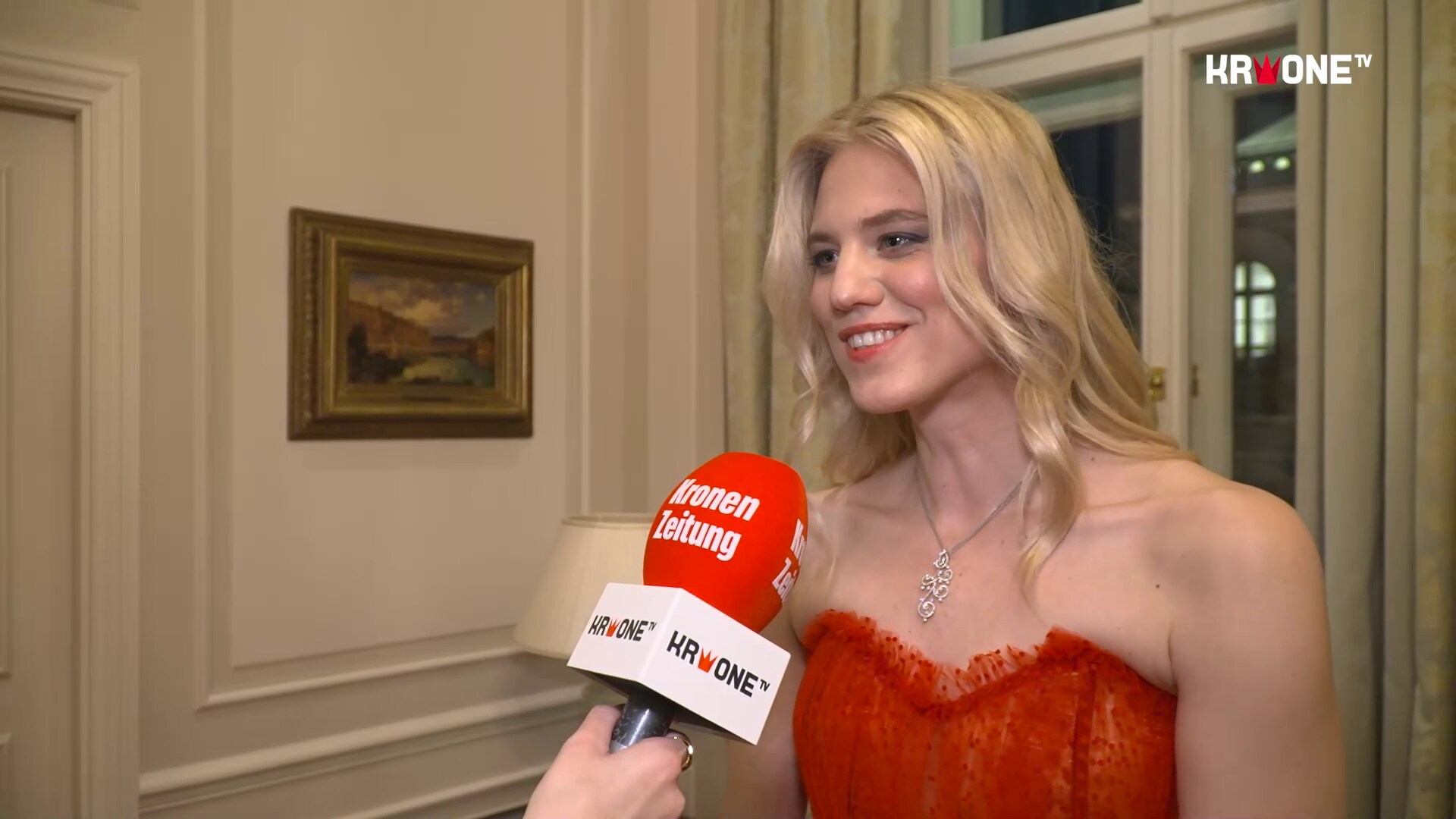 Glamorous comeback - Larissa Marolt: “It was love at first sight ...