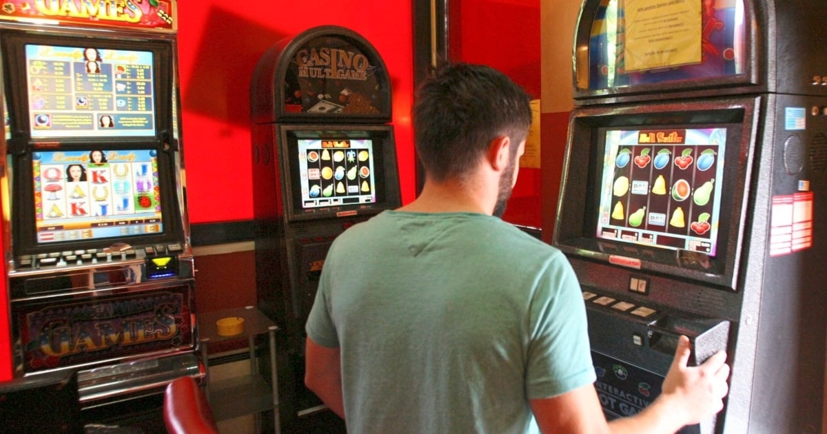 Neues Gesetz kommt - Die Zahl der Spielsüchtigen im Internet steigt ...
