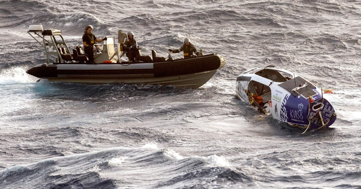 7 meter high waves - Extreme rower drifting towards cyclone: rescued ...