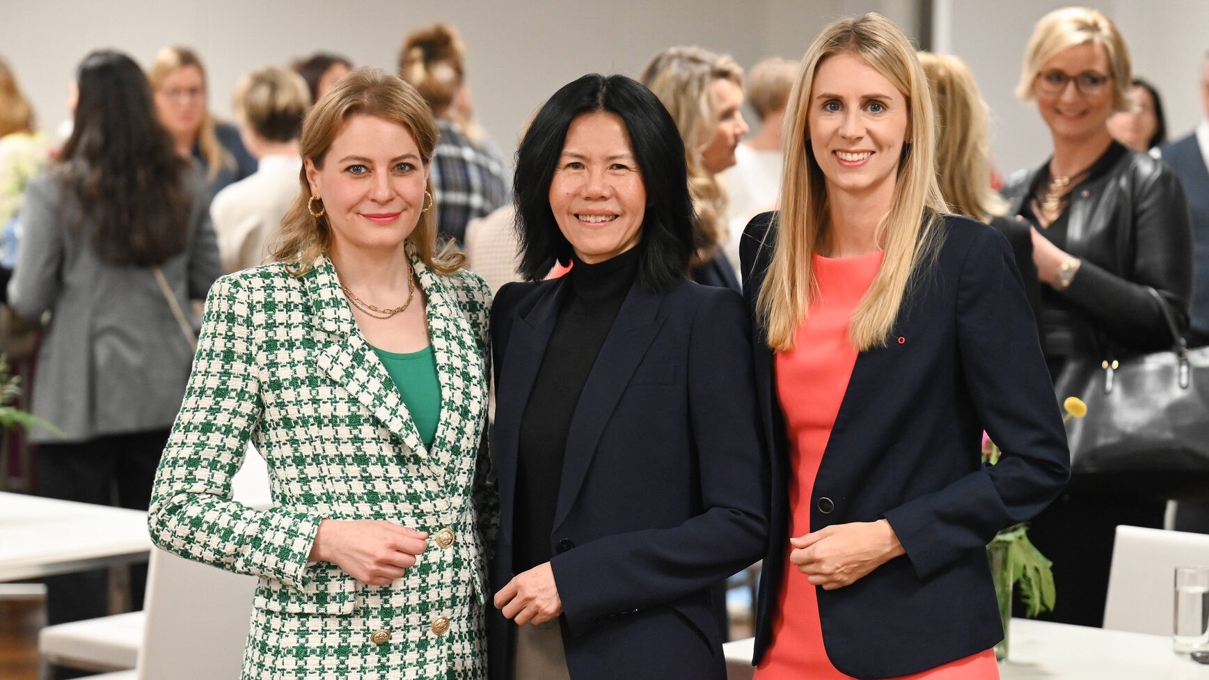 Talk at Oberbank - ccc | krone.at