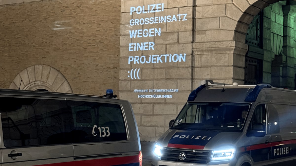 Criticism of "Nazi ball" - Peaceful protest ends with suspicion of ...
