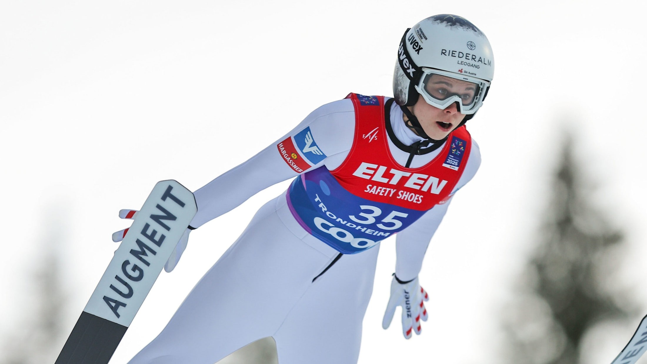 „Coole Sprünge“ - Eder fliegt als erste Österreicherin über 200 m ...