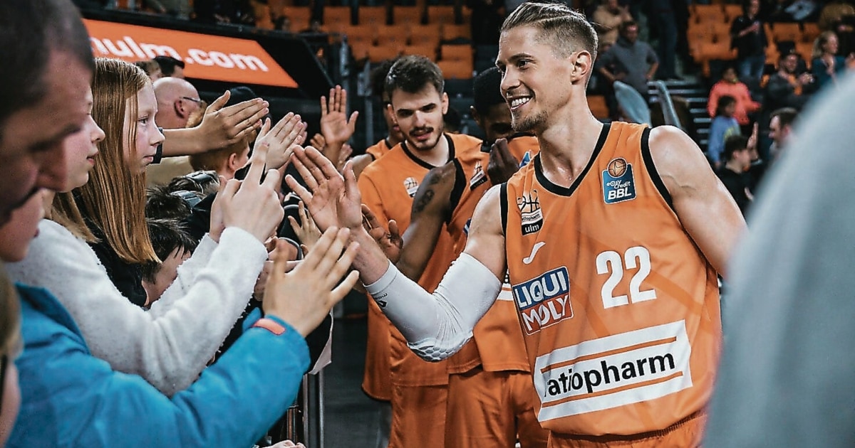 Nicol kremers potn once again, she's easy to get along