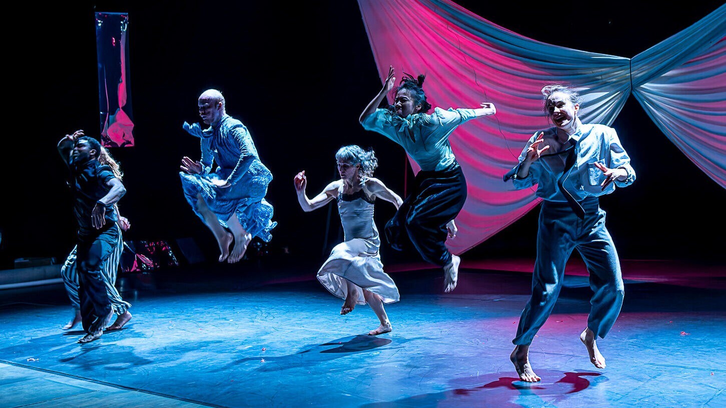 TanzTage im Posthof - Star-Choreograph begeistert mit hochtouriger Show ...