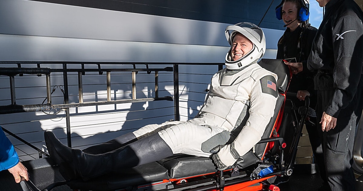 ISS-Astronauten zurück - NASA feiert „wunderschöne Landung“ im Meer ...