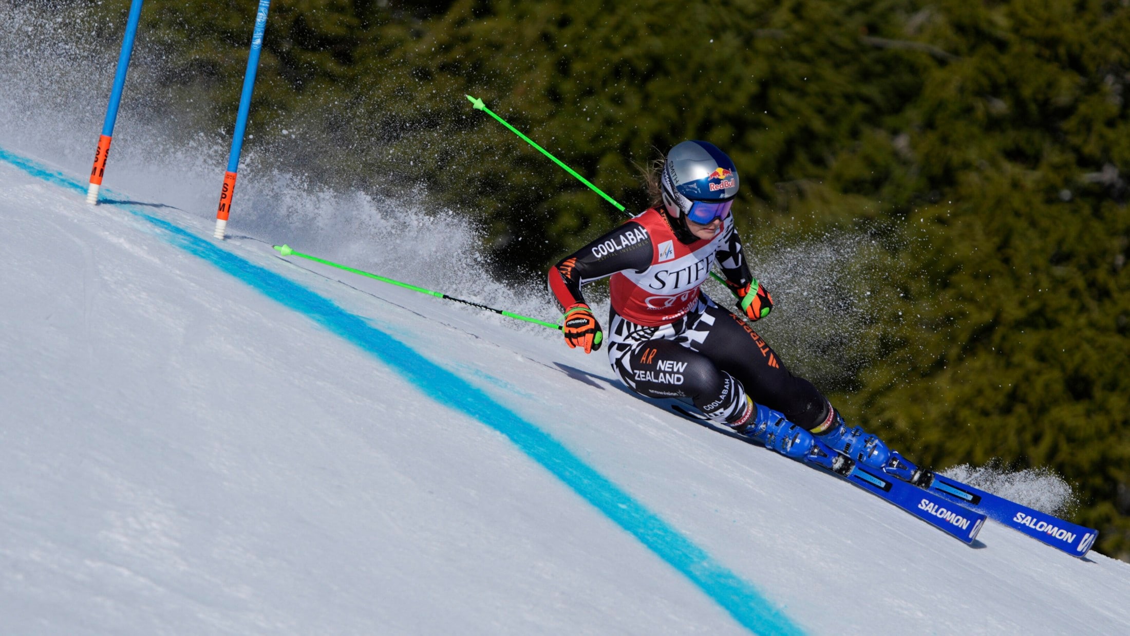 Bittere Tränen - Hier schenkt Alice Robinson ihre Kristallkugel her ...