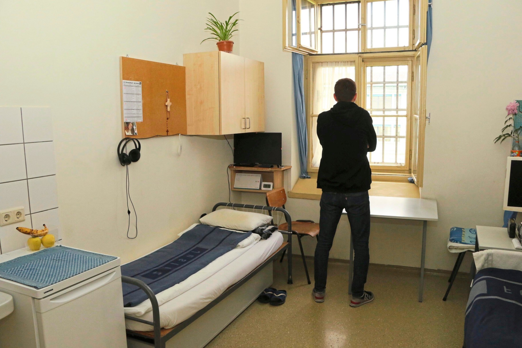 Nicht der erste Fall - Graz-Karlau: Häftlinge gruben Loch in Zellenwand ...