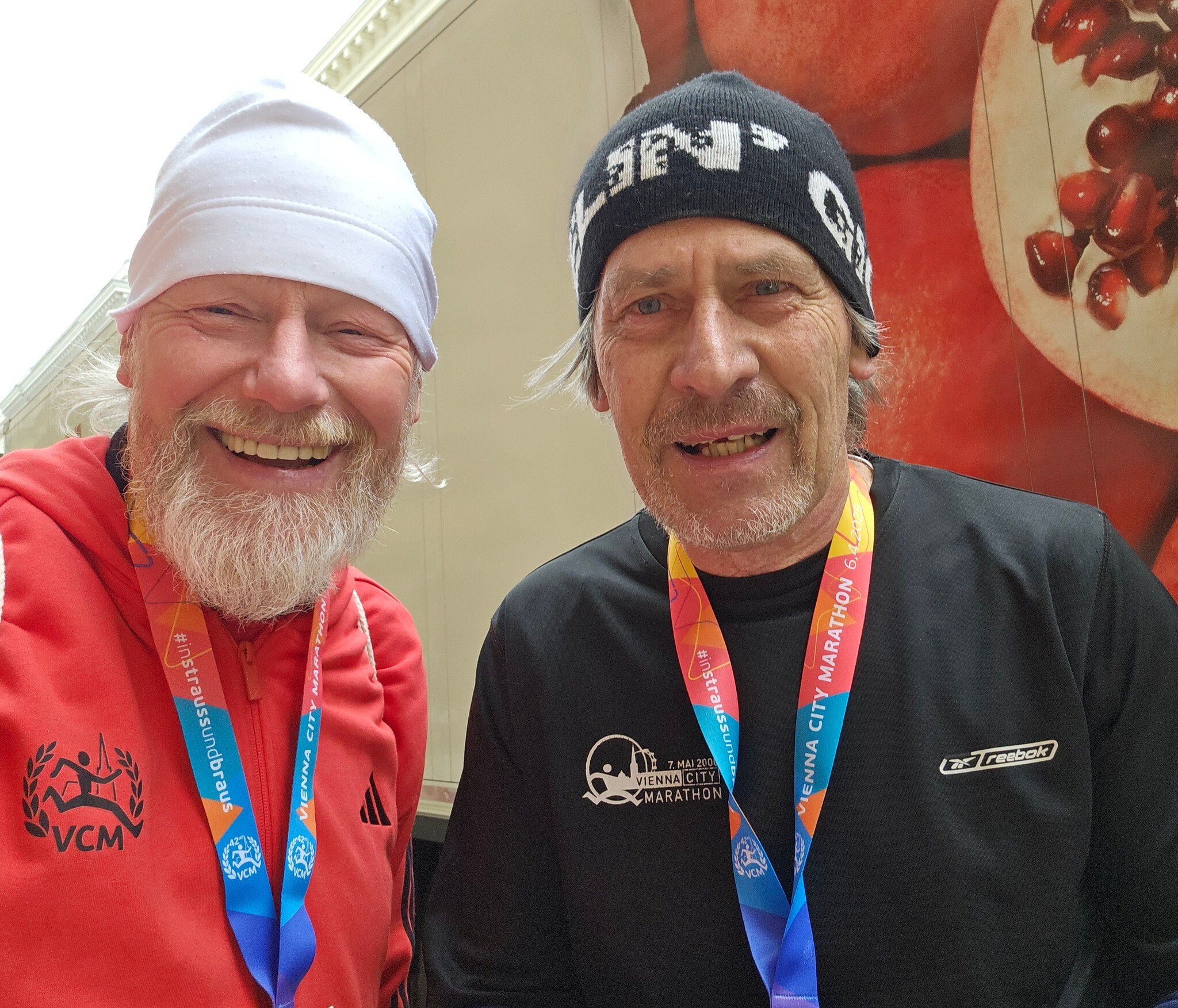 Gefeiert wie Sieger - Am 85. Geburtstag den Marathon in Wien gelaufen ...