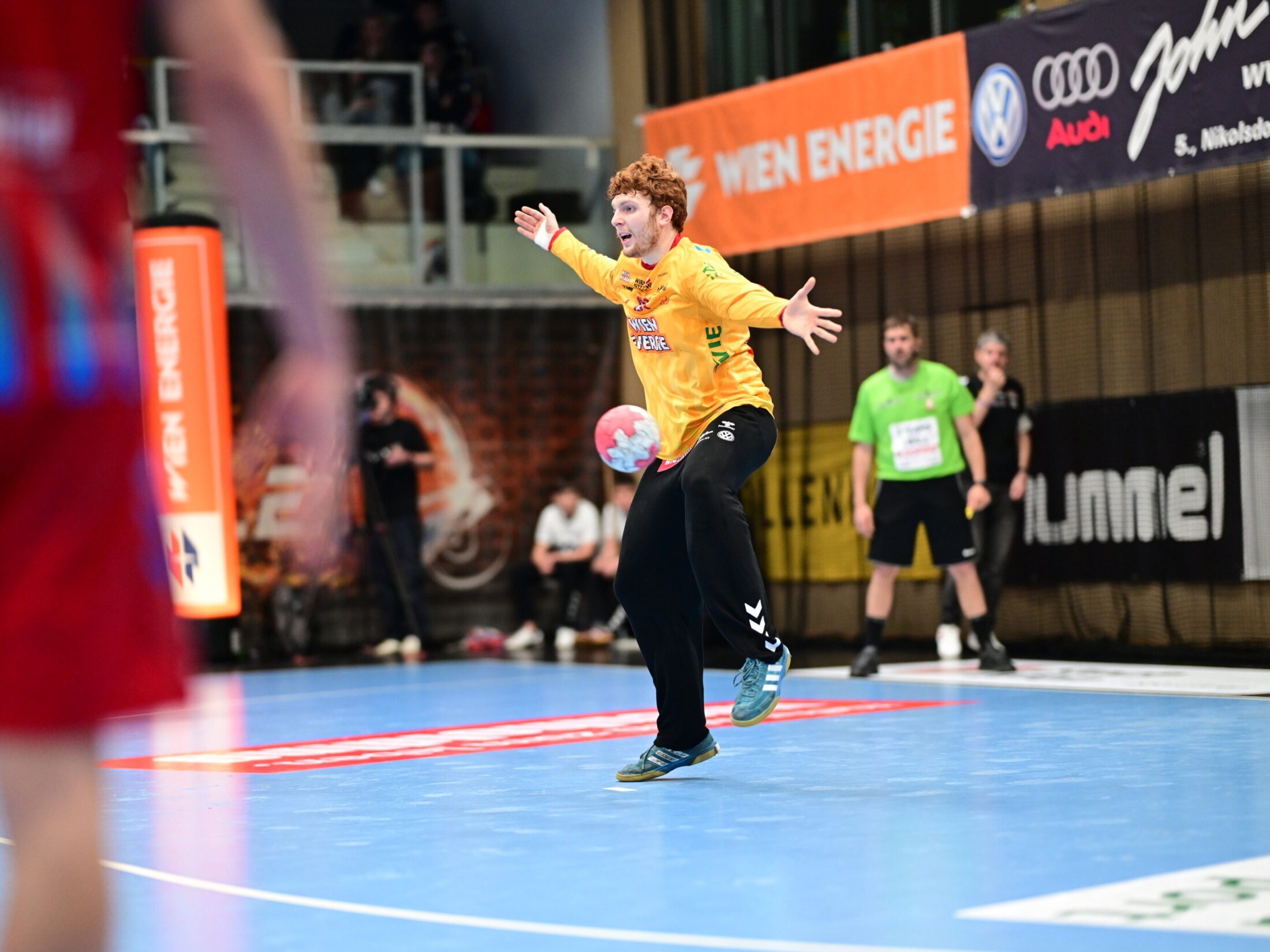 Im Liga-Viertelfinale - Feuerwerk nach der Pause – Fivers siegen zum ...