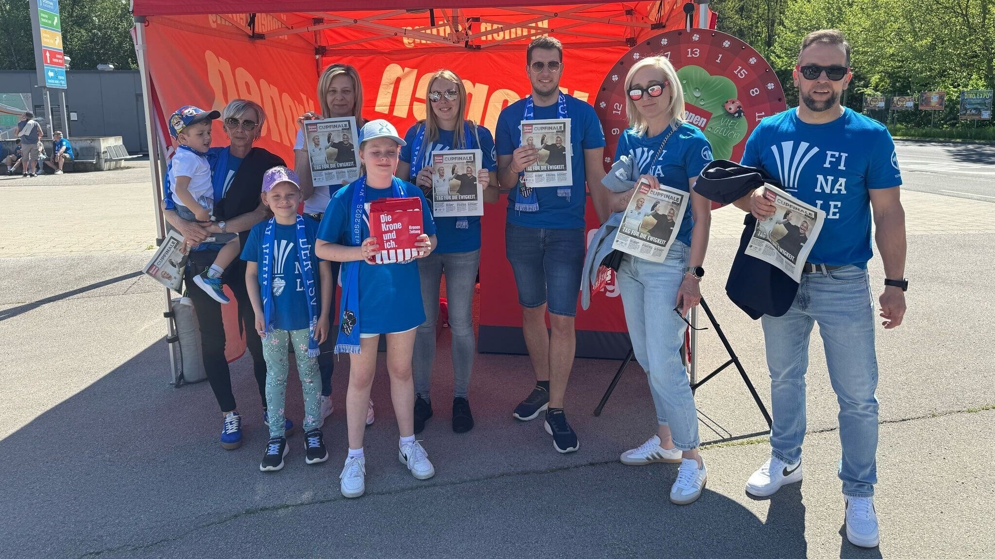 Alle Videos und Bilder - „Atemberaubend!“ Fans bejubeln historischen ...