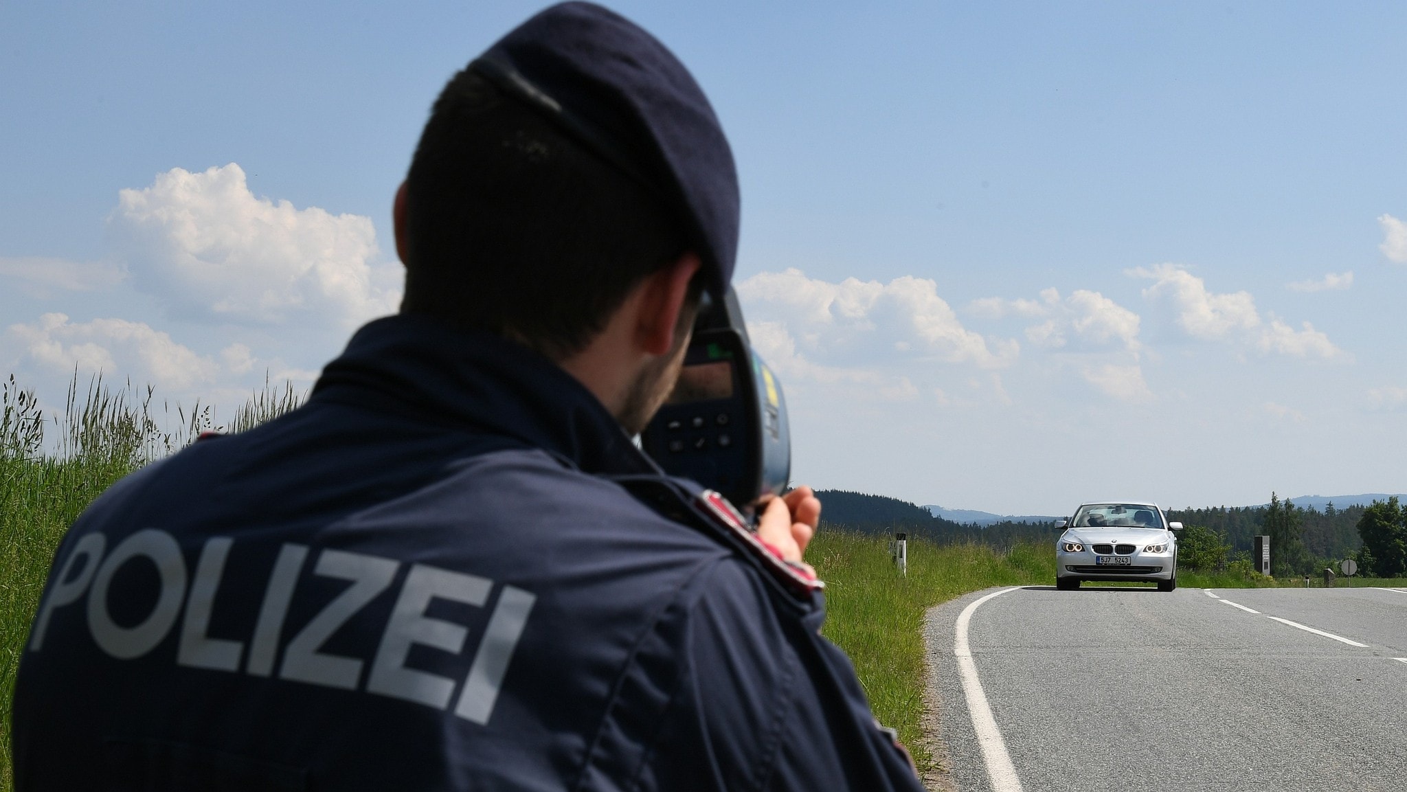 Tempo 50, nicht 30 - Radar-Irrtum der Polizei führte zu Flut an Strafen | krone.at